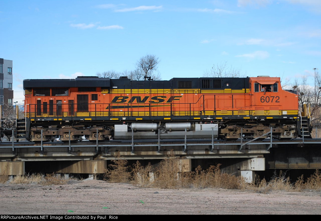 BNSF 6072